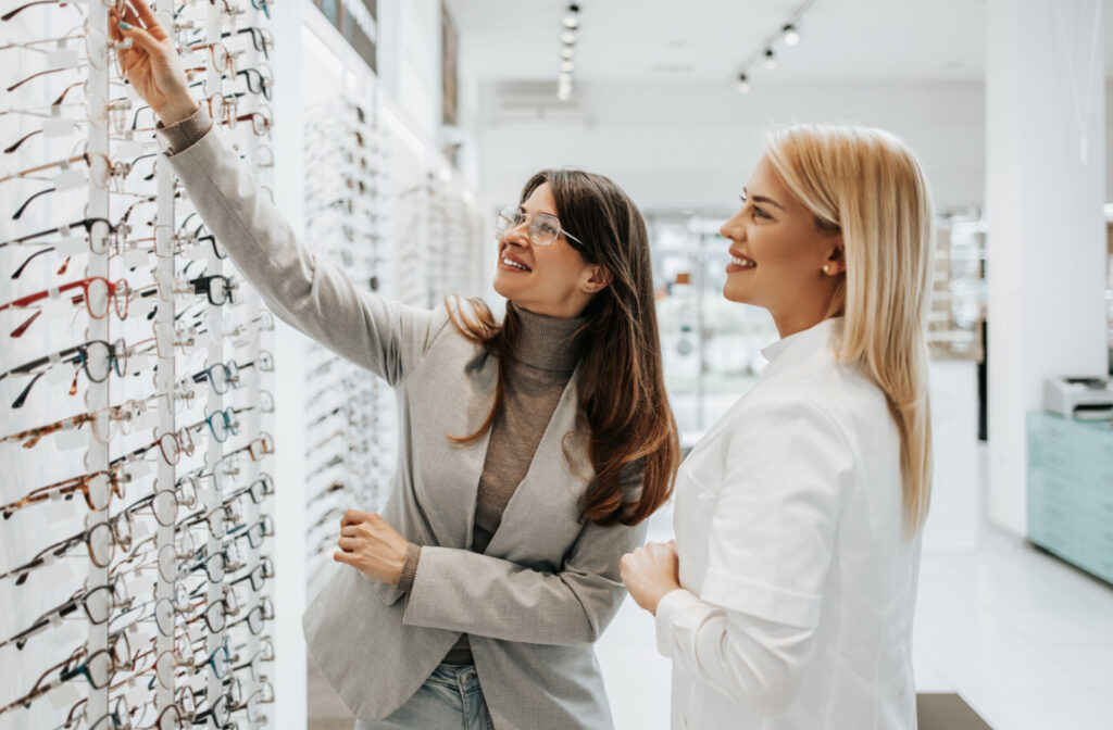 How to Read Your Eyeglass Prescription | Eye Wellness